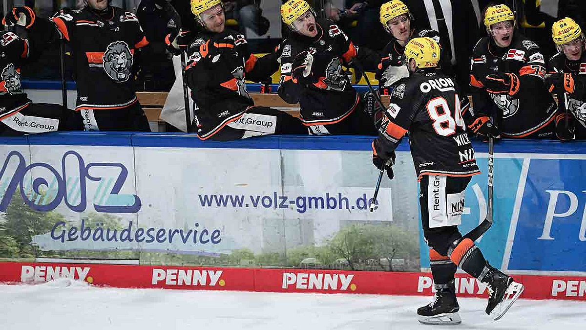 Neu formierte Löwen zum Re-Start hellwach - Löwen Frankfurt